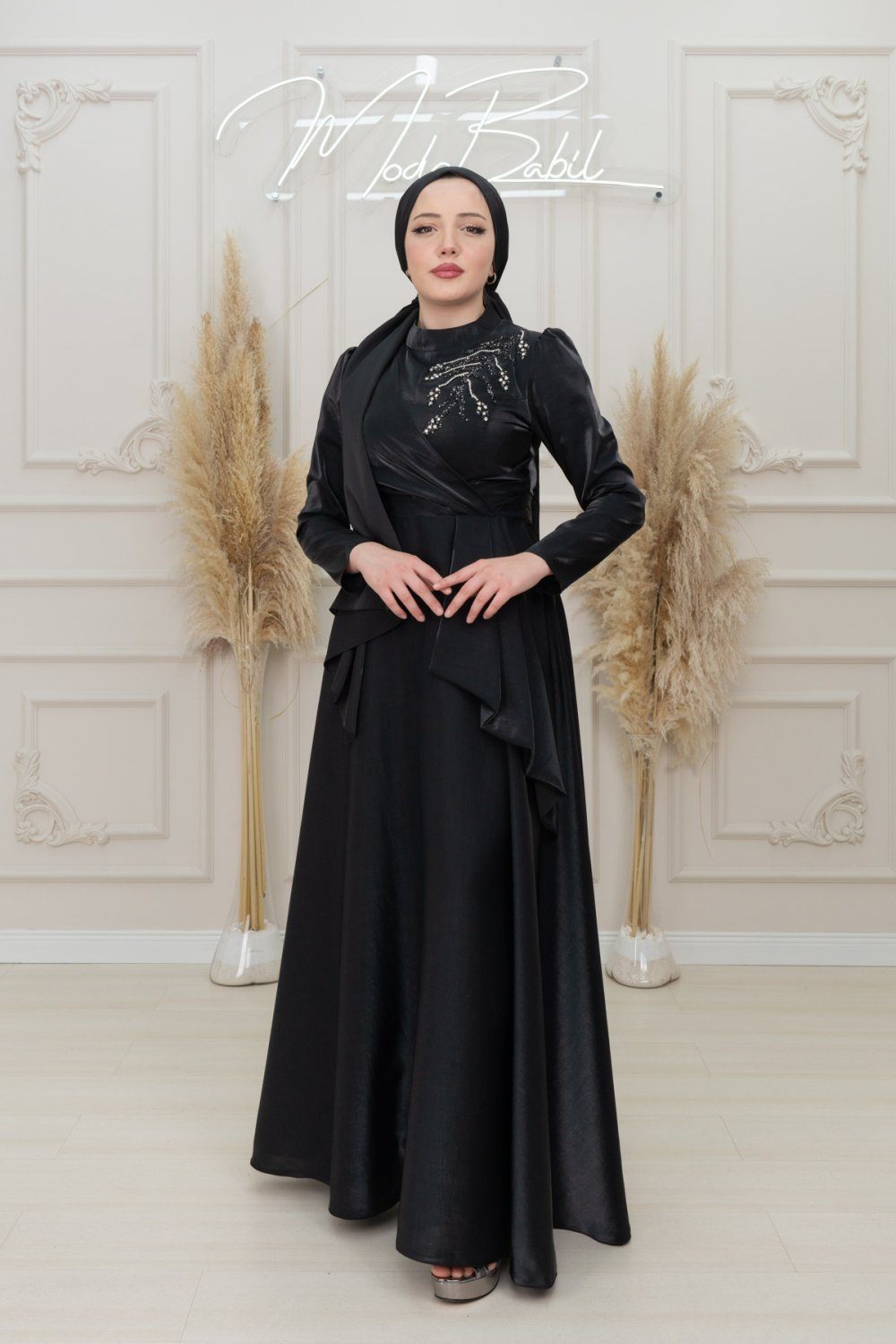 Valte Omuz Taş Detay Göğüs Kapaklı İnci Saten Kloş Tesettür Abiye Siyah ...